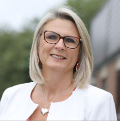 Dr Sarah Moseley | Independent Thinking